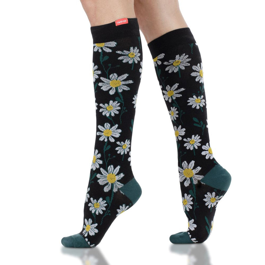 15-20 mmHg Compression Socks | Light Compression – VIM & VIGR